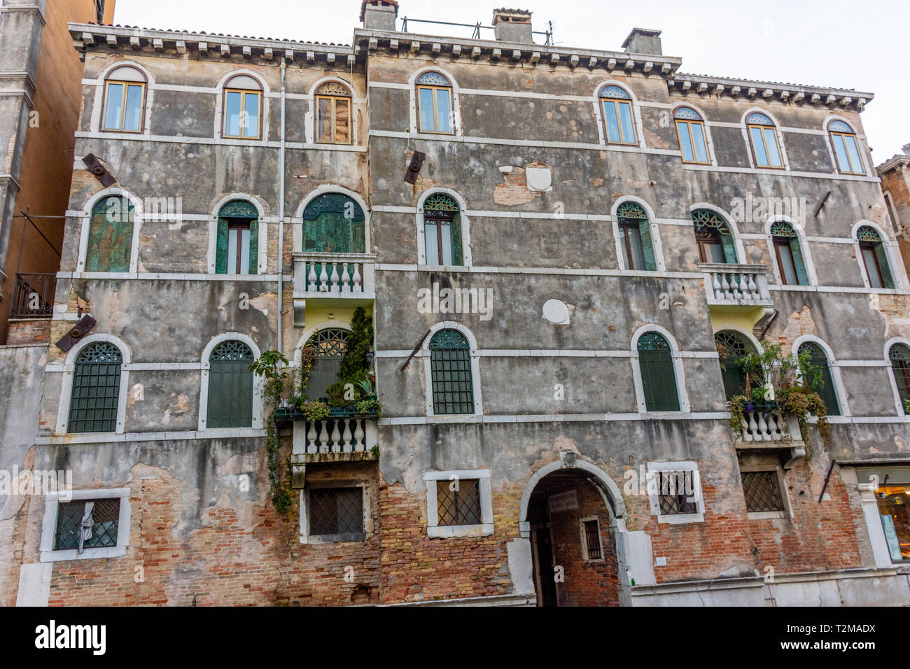 Italy, Venice, view of palace in typical Venetian style Stock Photo - Alamy