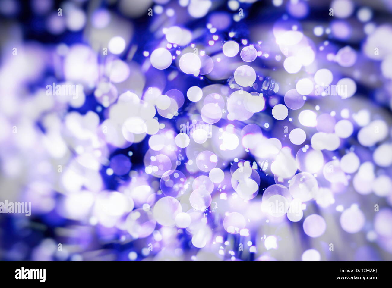 Christmas light background. Holiday glowing backdrop. Defocused ...