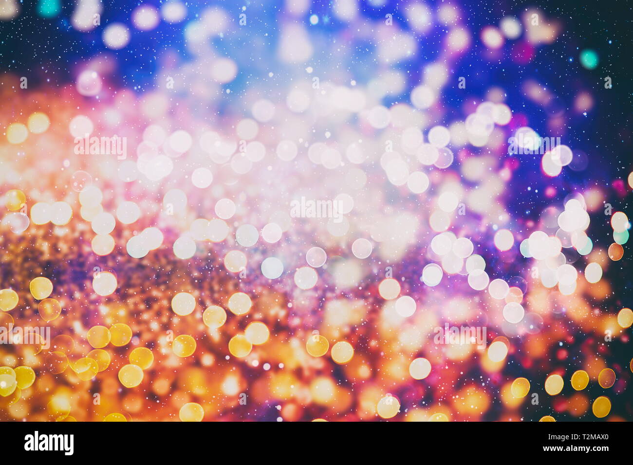 Christmas light background. Holiday glowing backdrop. Defocused ...