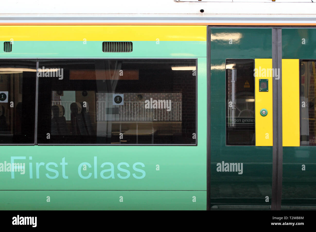 First class coach hi-res stock photography and images - Alamy