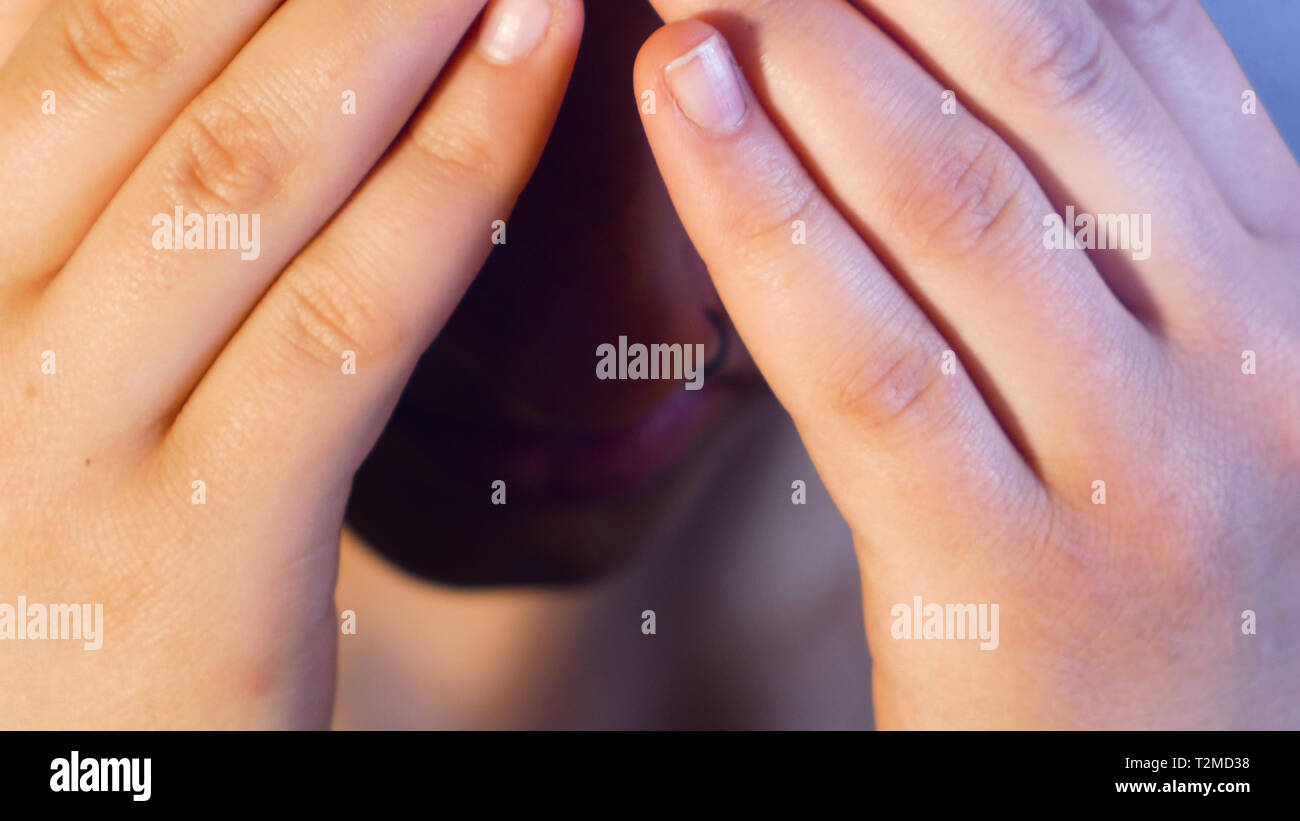 Sad crying pretty teen girl hi-res stock photography and images - Alamy