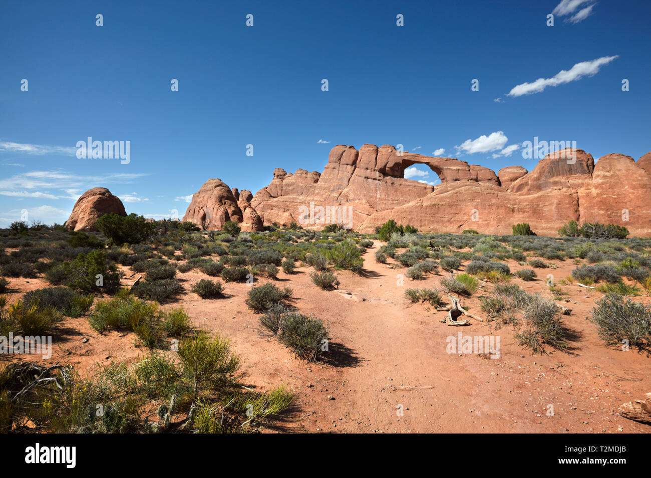 Skyline Arch, Arches National Park, Utah, America Stock Photo - Alamy