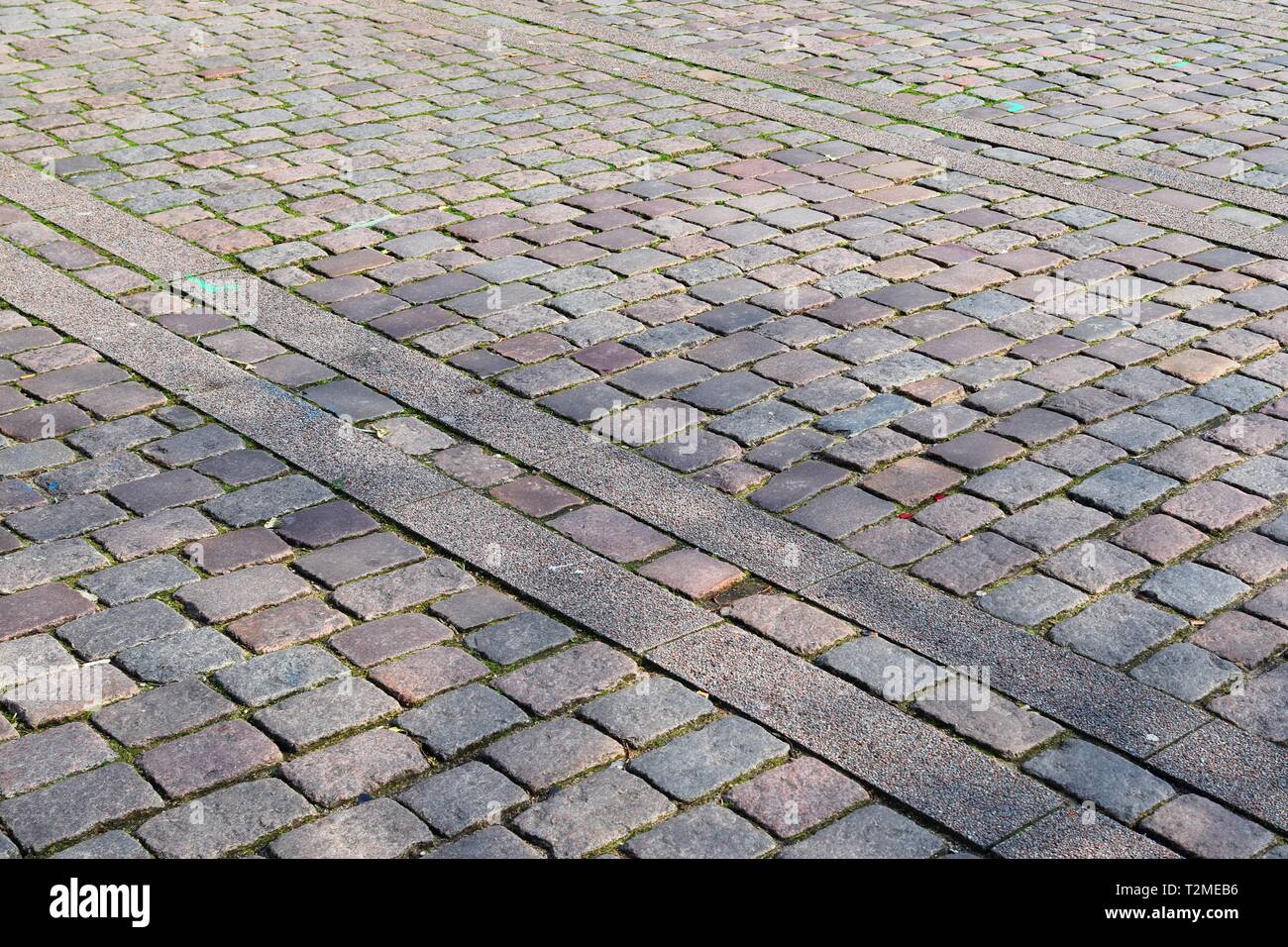 Cobblestone roads hi-res stock photography and images - Alamy