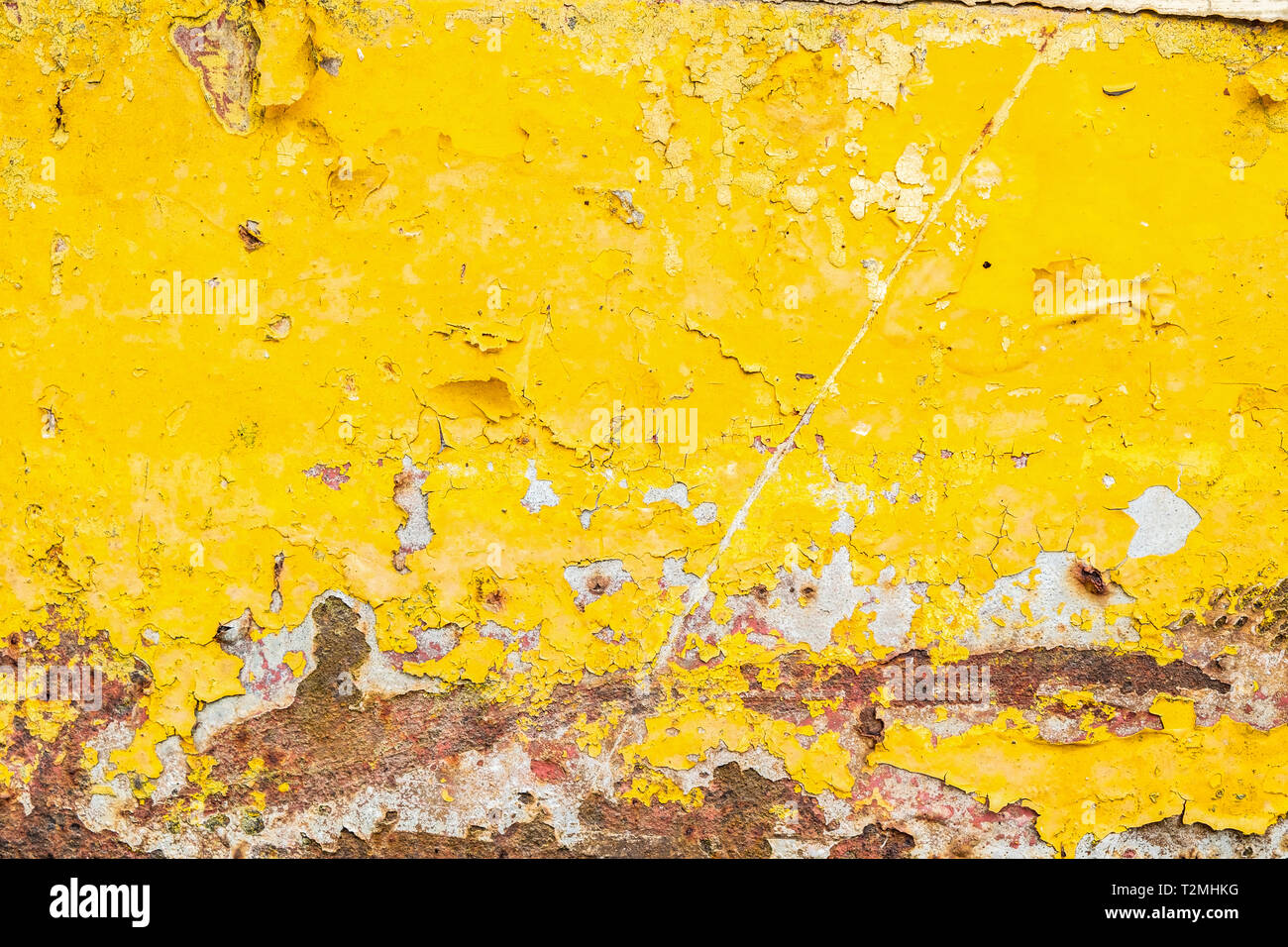 Rusty yellow metal grunge texture hi-res stock photography and images ...