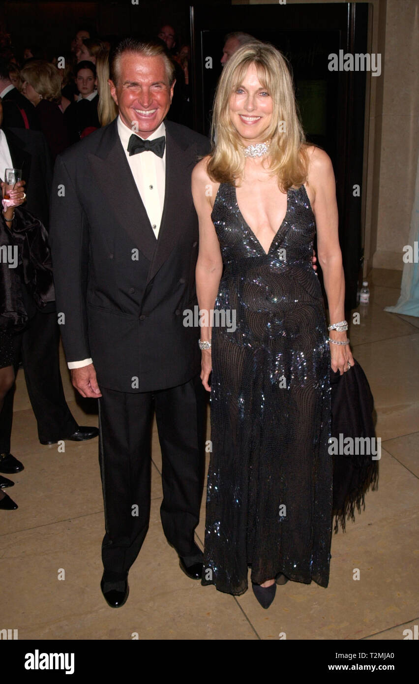 His wife alana hamilton hi-res stock photography and images - Alamy