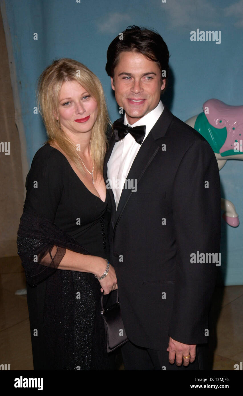 LOS ANGELES, CA. October 28, 2000: Actor Rob Lowe & wife SHERYL at the ...