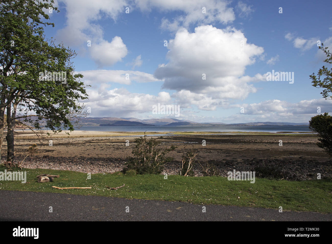 Spring view towards castle stalker hi-res stock photography and images ...