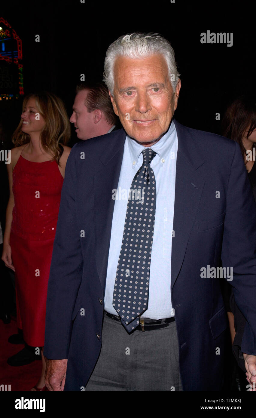 LOS ANGELES, CA. October 22, 2000: Actor John Forsythe at the world ...