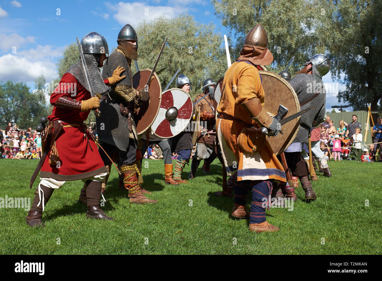 Vikings attack hi-res stock photography and images - Alamy