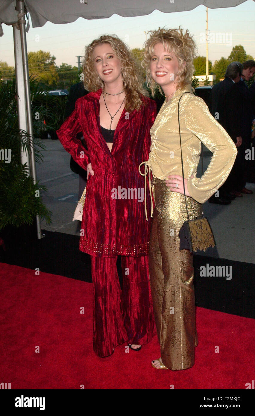 LOS ANGELES, CA. October 04, 2000: Country duo The Kinleys at the ...