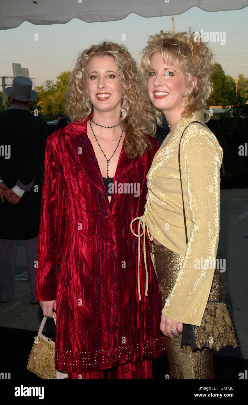 LOS ANGELES, CA. October 04, 2000: Country duo The Kinleys at the ...