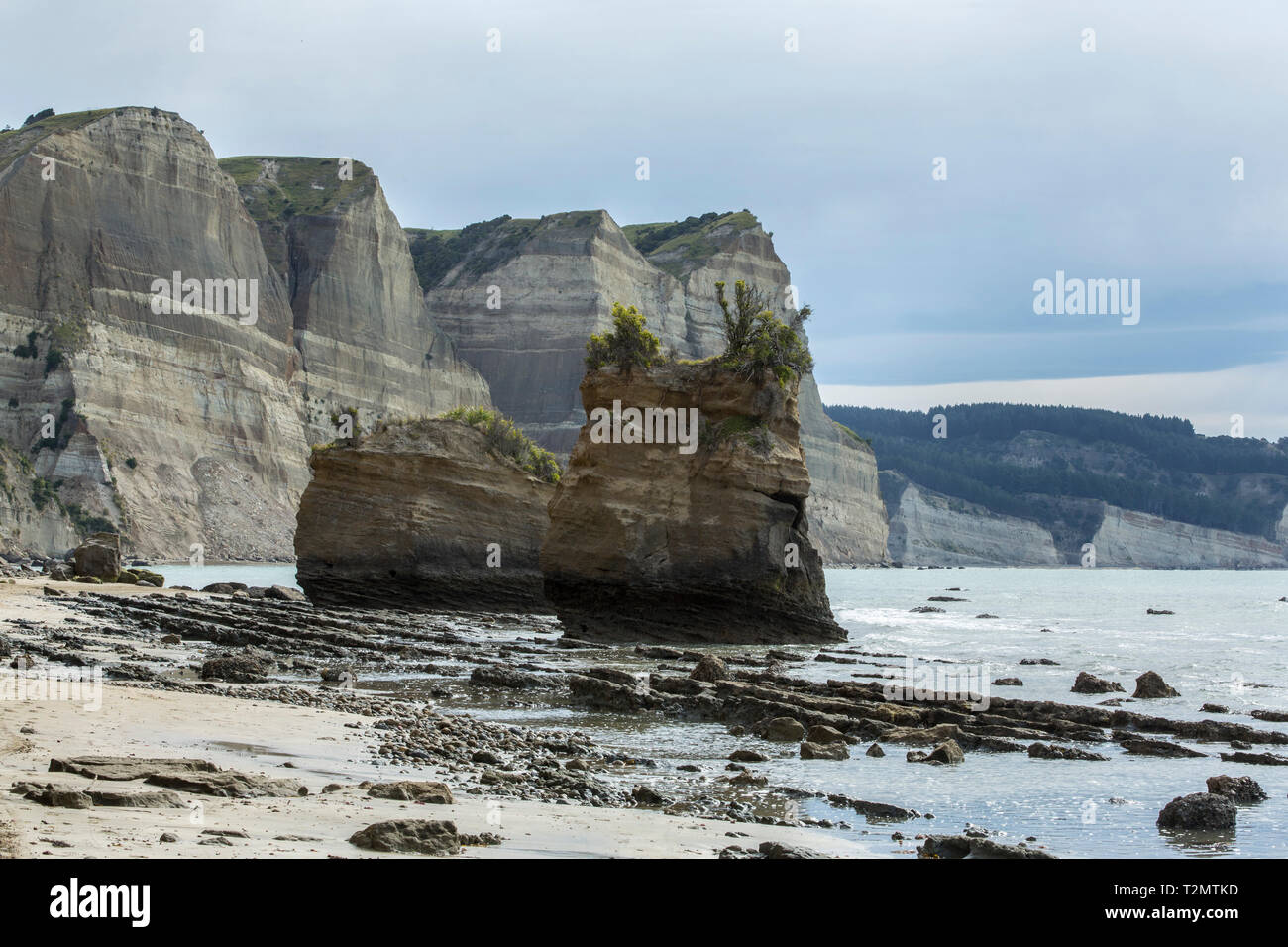 Stratified silt hi-res stock photography and images - Alamy