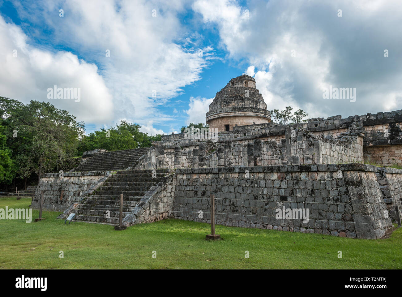 Caracol ruins hi-res stock photography and images - Alamy