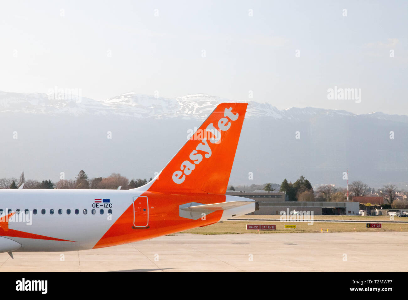 Easyjet departure board hi-res stock photography and images - Alamy