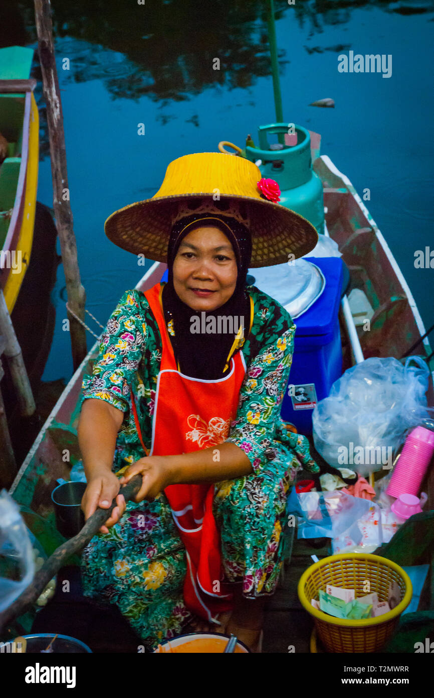 Floating lady hi-res stock photography and images - Alamy