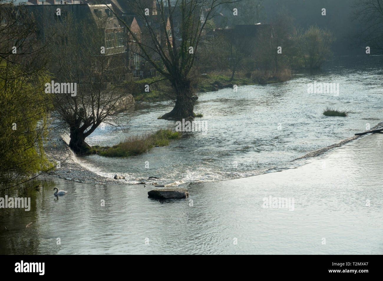 River teme weir hi-res stock photography and images - Alamy