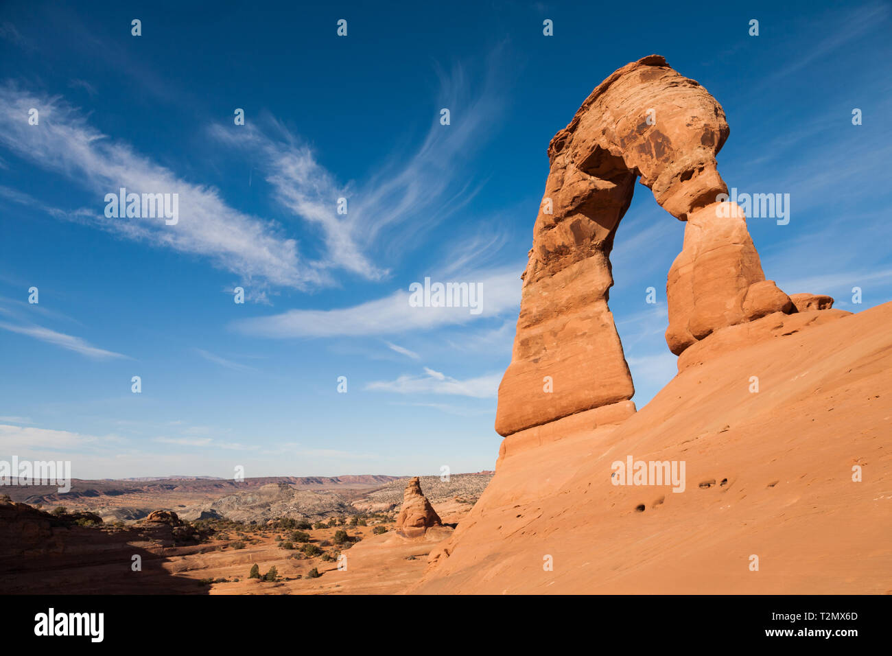 Amazing arches rock formation of the Delicate Arch formed by Colorado ...