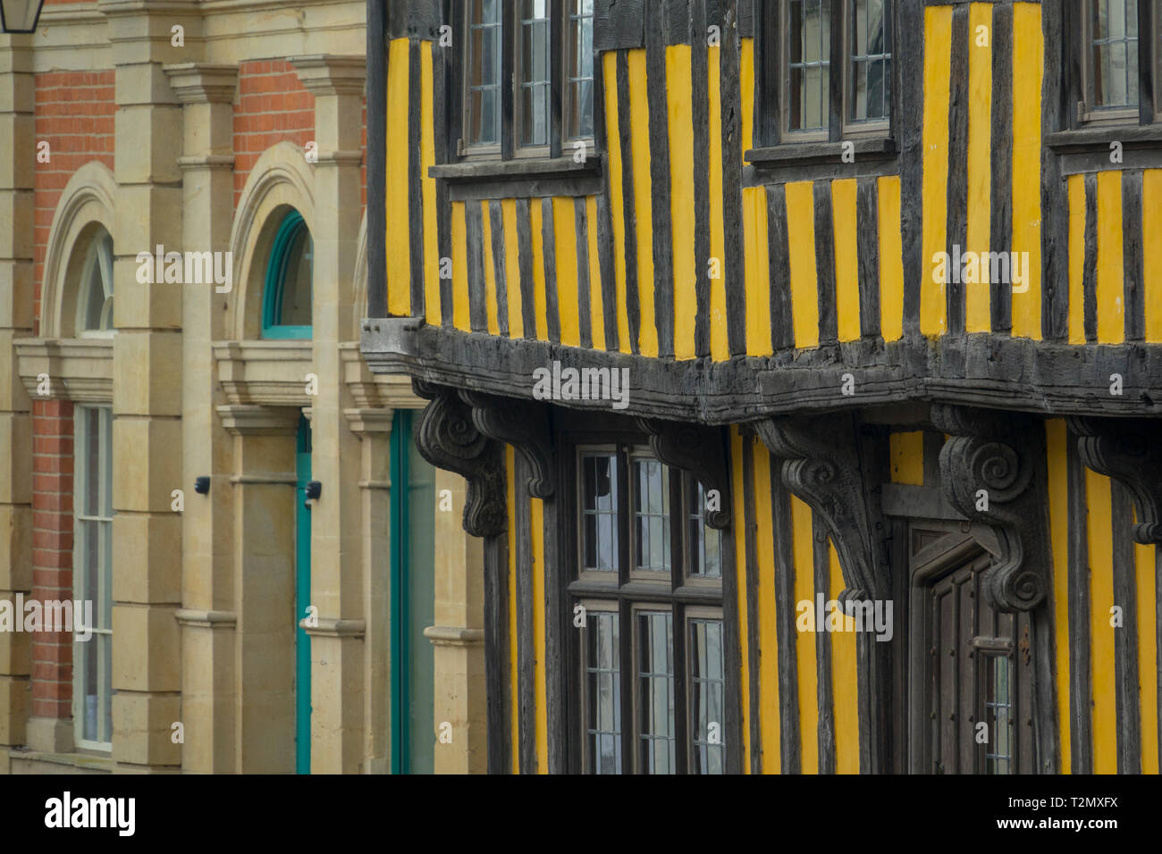 Yellow timber frame building hi-res stock photography and images - Alamy