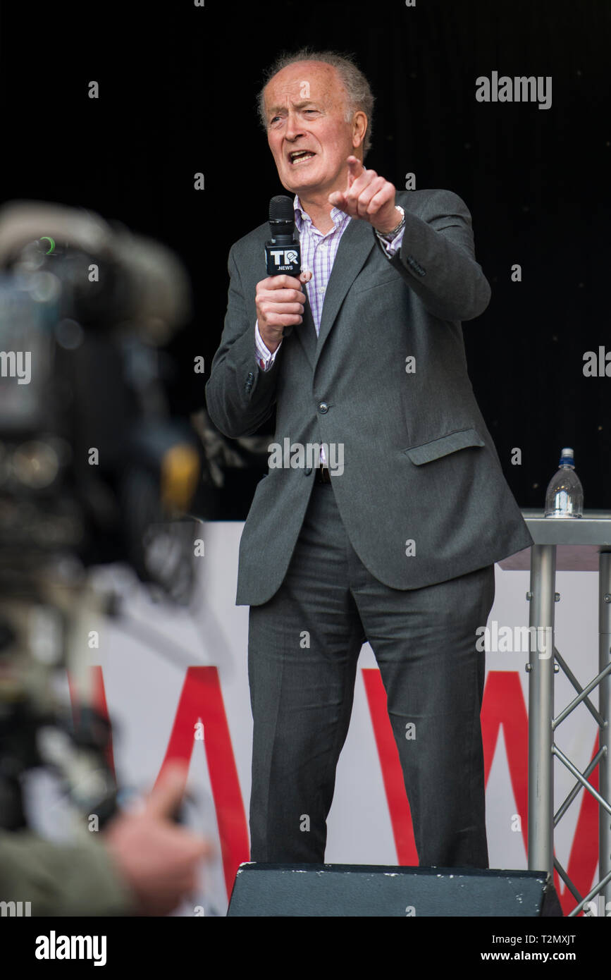 Alexander alan craig hi-res stock photography and images - Alamy