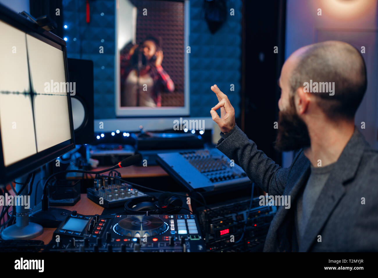 Recording studio control room hi-res stock photography and images - Alamy