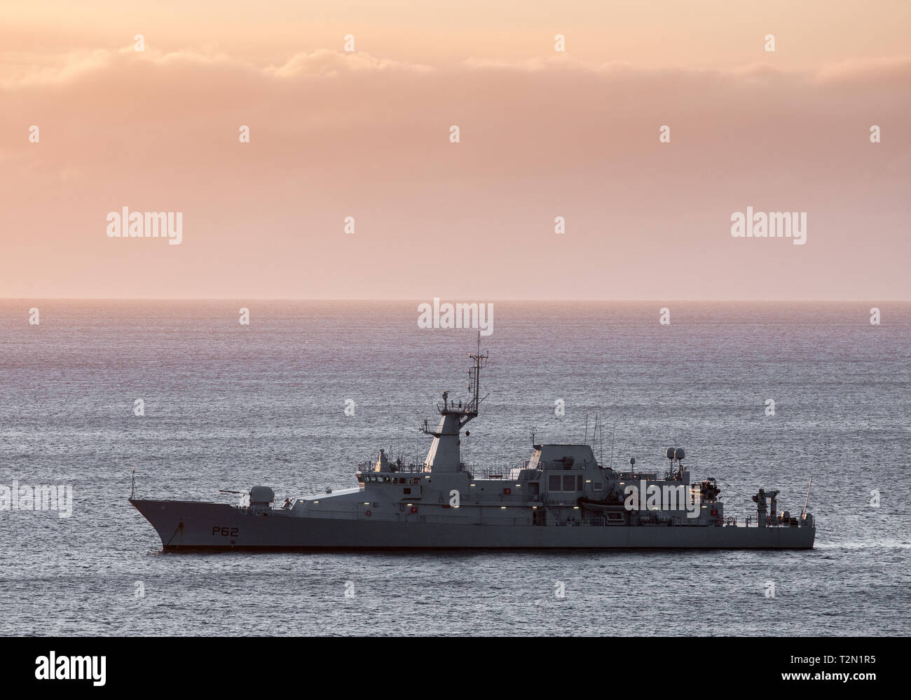 Irish defence forces naval service base hi-res stock photography and ...