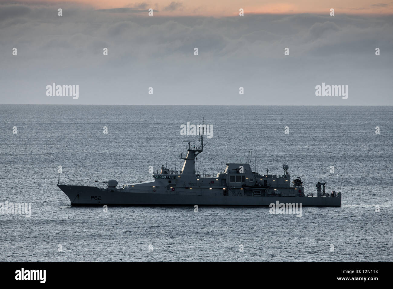 Irish defence forces naval service base hi-res stock photography and ...