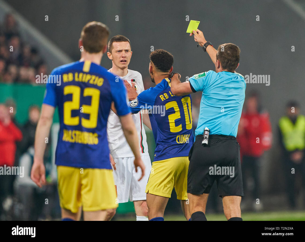 Referee tobias stieler hi-res stock photography and images - Alamy