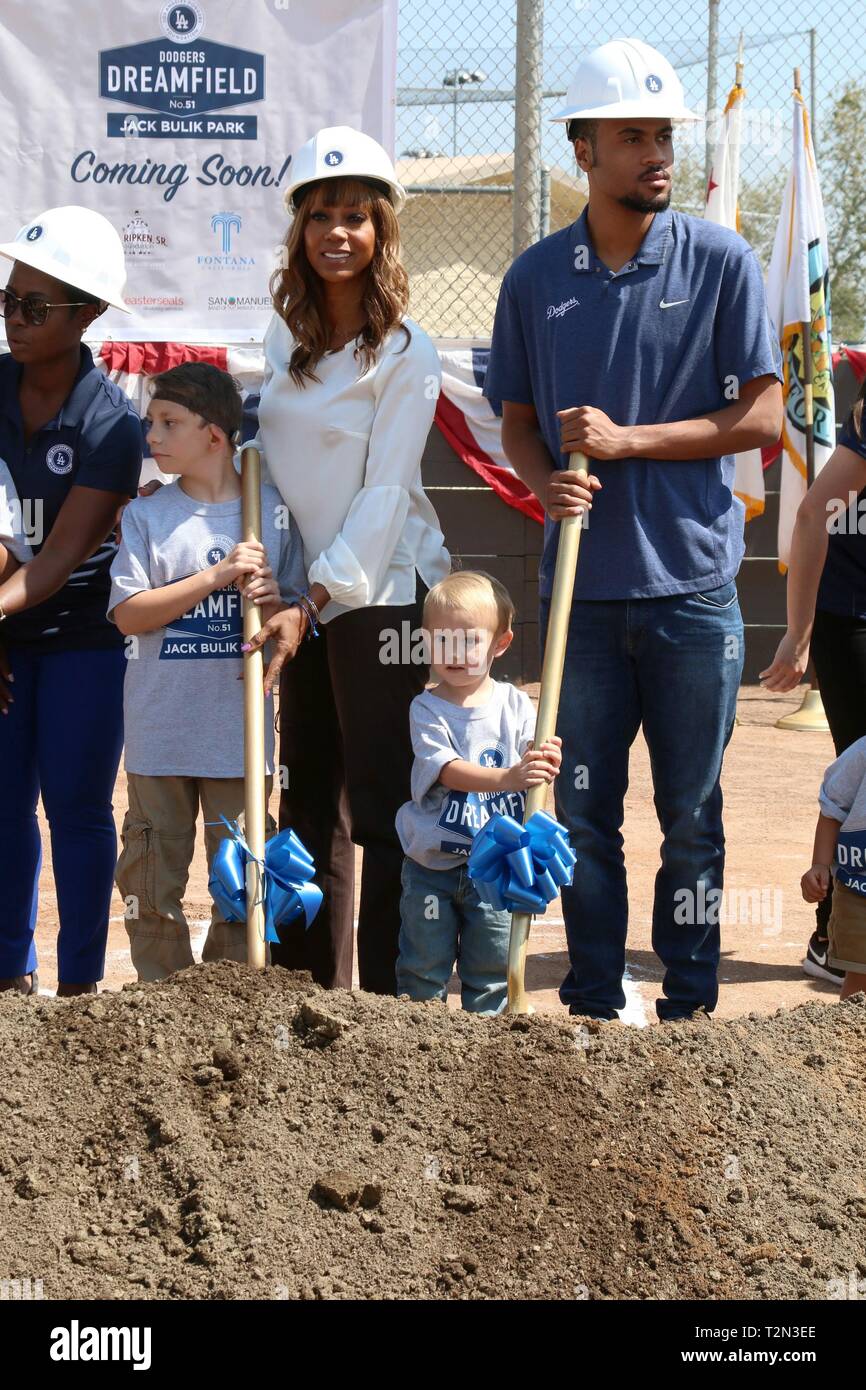 Holly Robinson Peete, RJ Peete, children in attendance for Dodgers ...