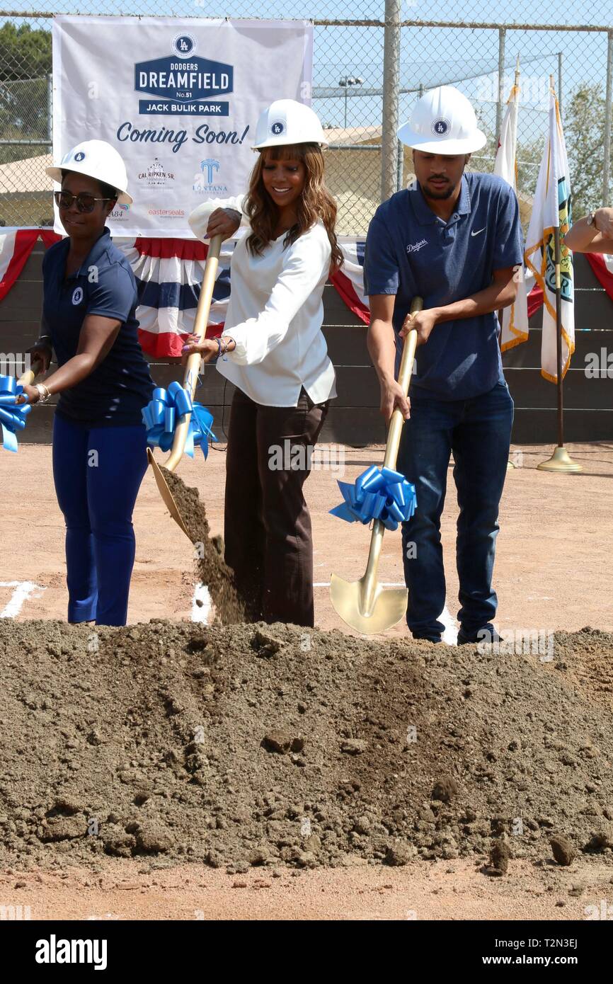Holly Robinson Peete, RJ Peete in attendance for Dodgers Dreamfield 51 ...