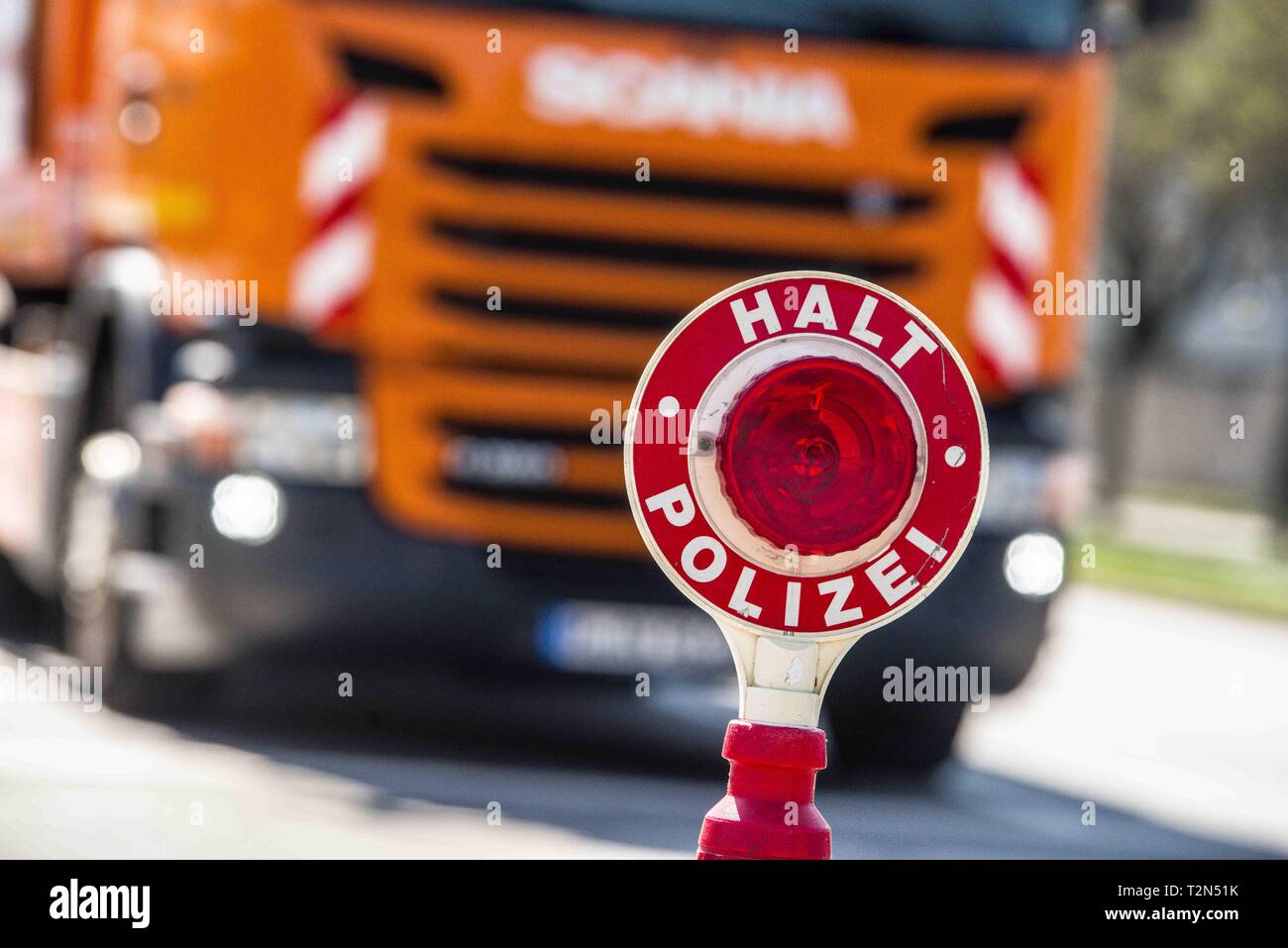 Stopp police hi-res stock photography and images - Alamy