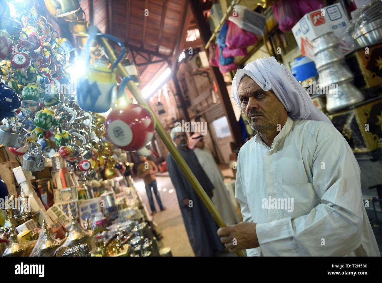 Kuwait souk al mubarakiya hi-res stock photography and images - Alamy