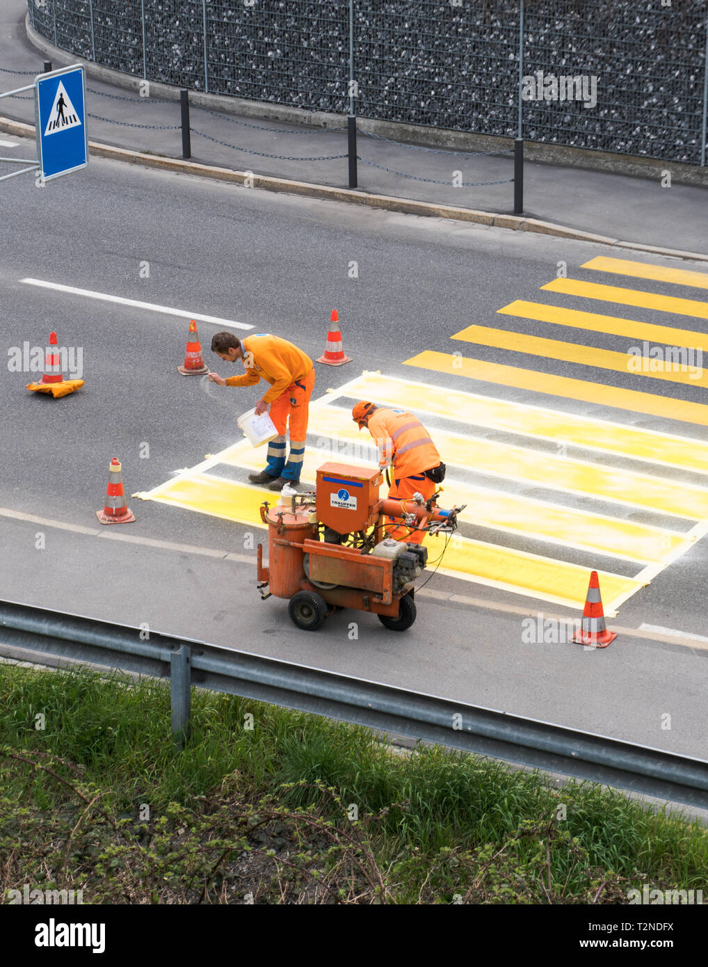 Pedestrian crossing road marking crosswalk hi-res stock photography and ...