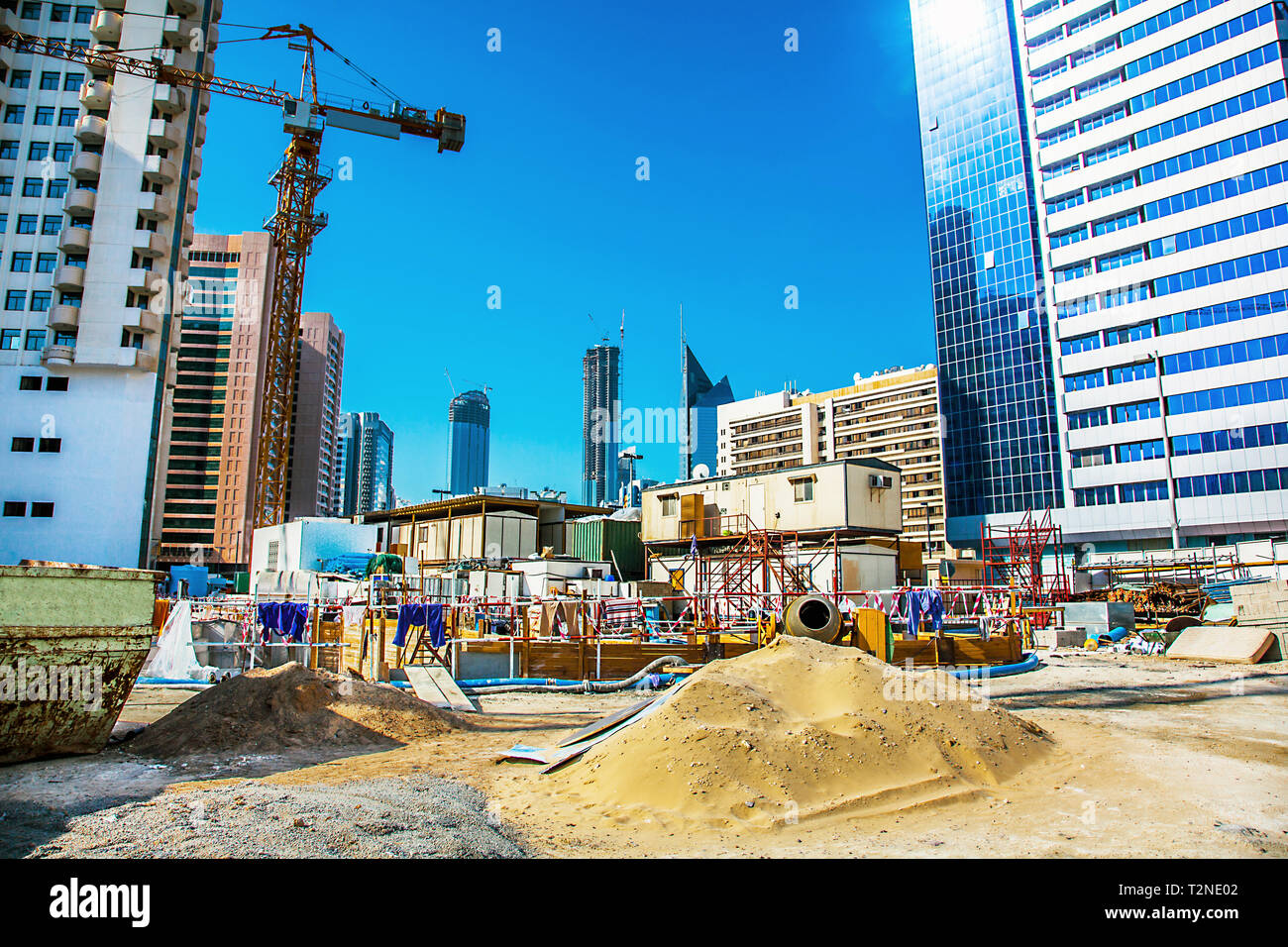 Large construction site in Abu Dhabi UAE Stock Photo - Alamy