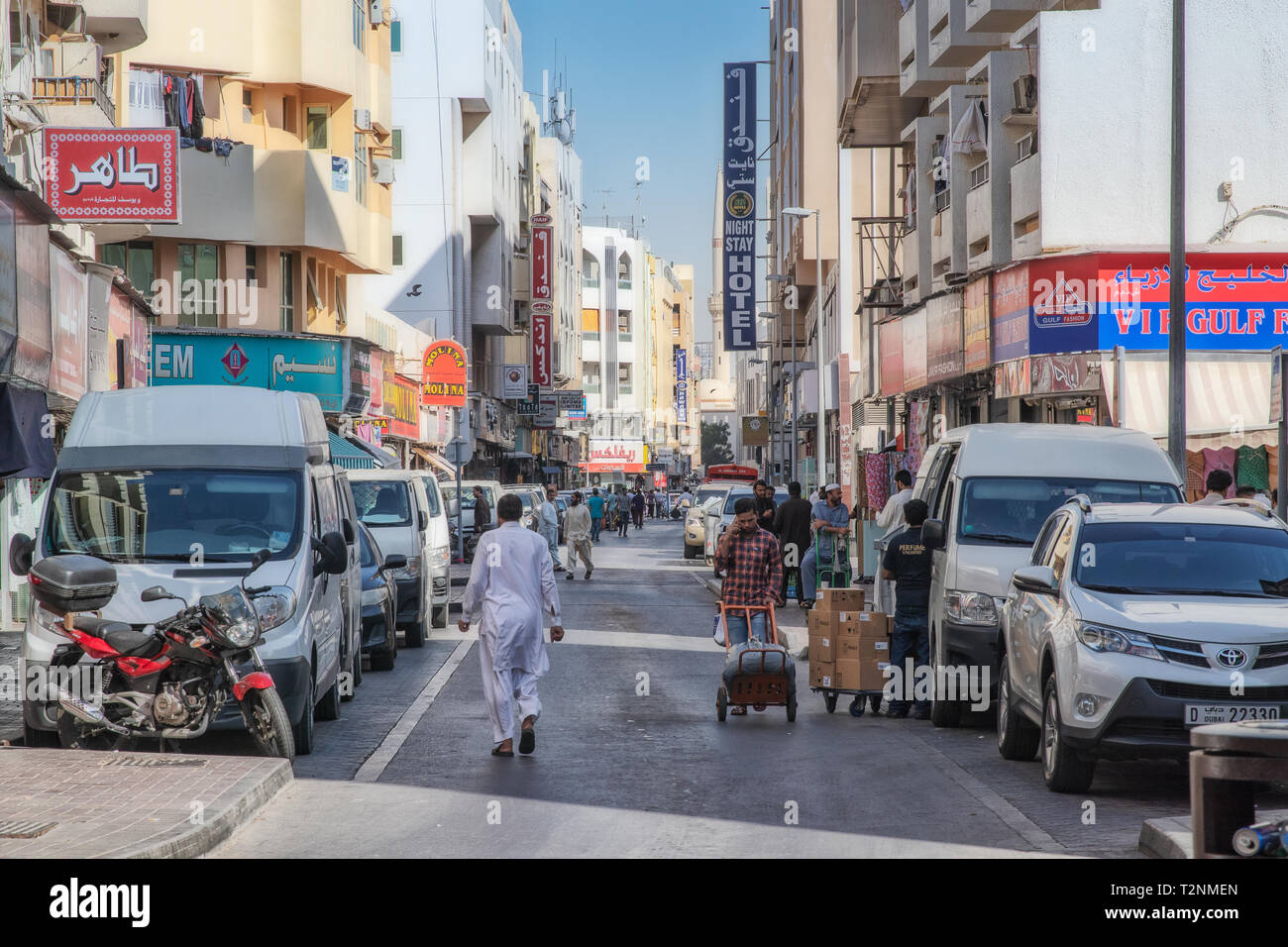 UAE / DUBAI - 20 DEZ 2018 - Street in the famous Dubai market with ...