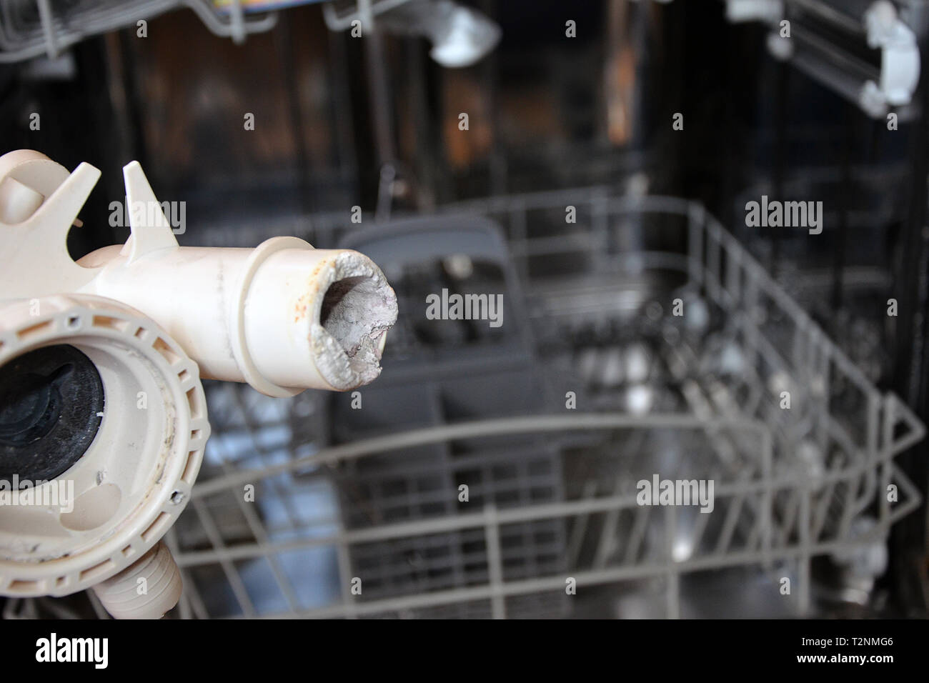 Dish washer repair hi-res stock photography and images - Alamy