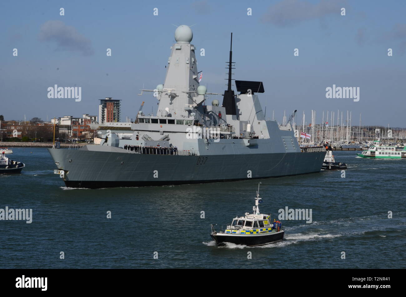 Hms royal navy ship life hi-res stock photography and images - Alamy