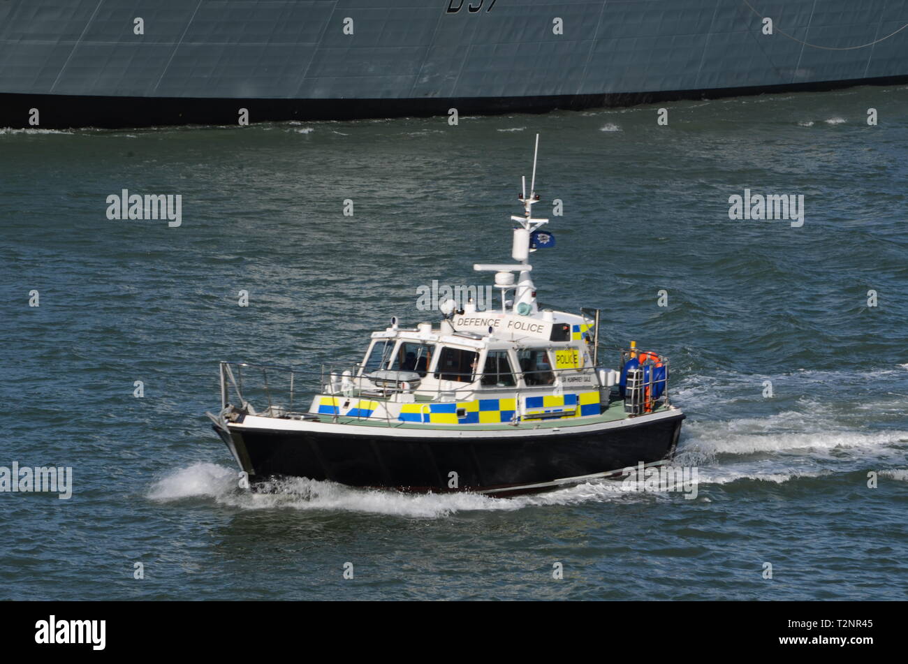 Island class patrol boat hi-res stock photography and images - Alamy