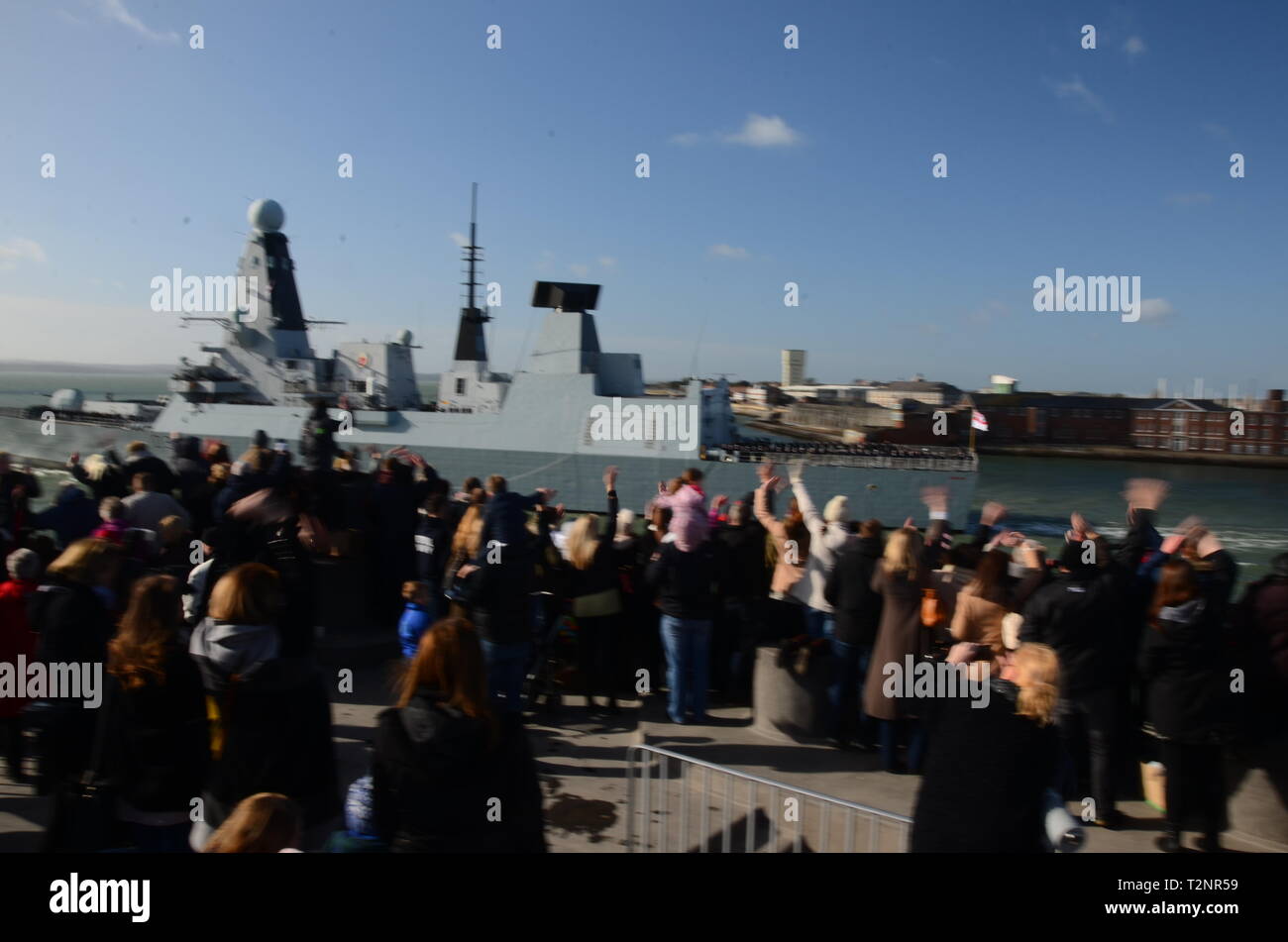 Hms daring type destroyer hi-res stock photography and images - Alamy