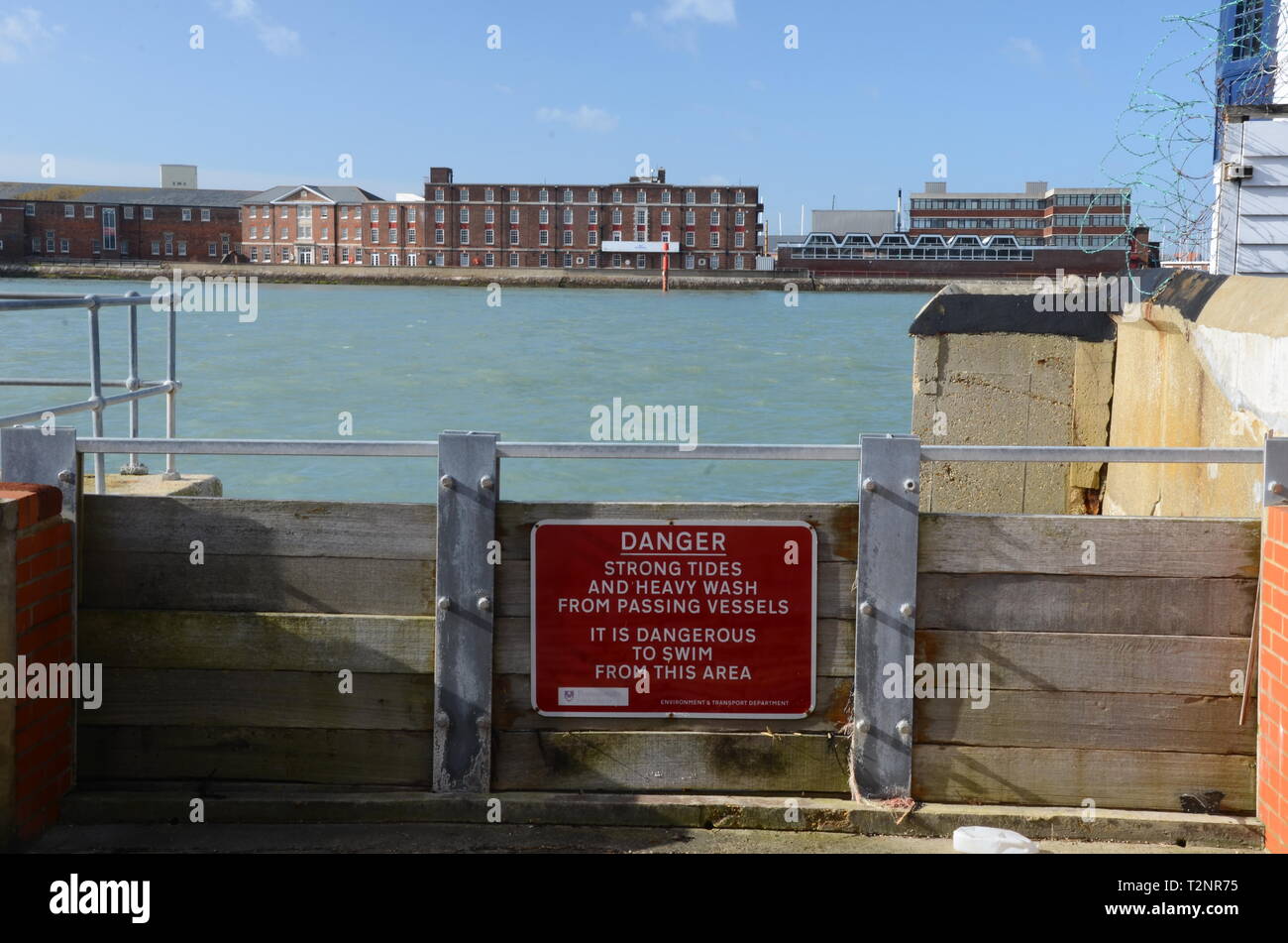 Deep water vessels hi-res stock photography and images - Alamy