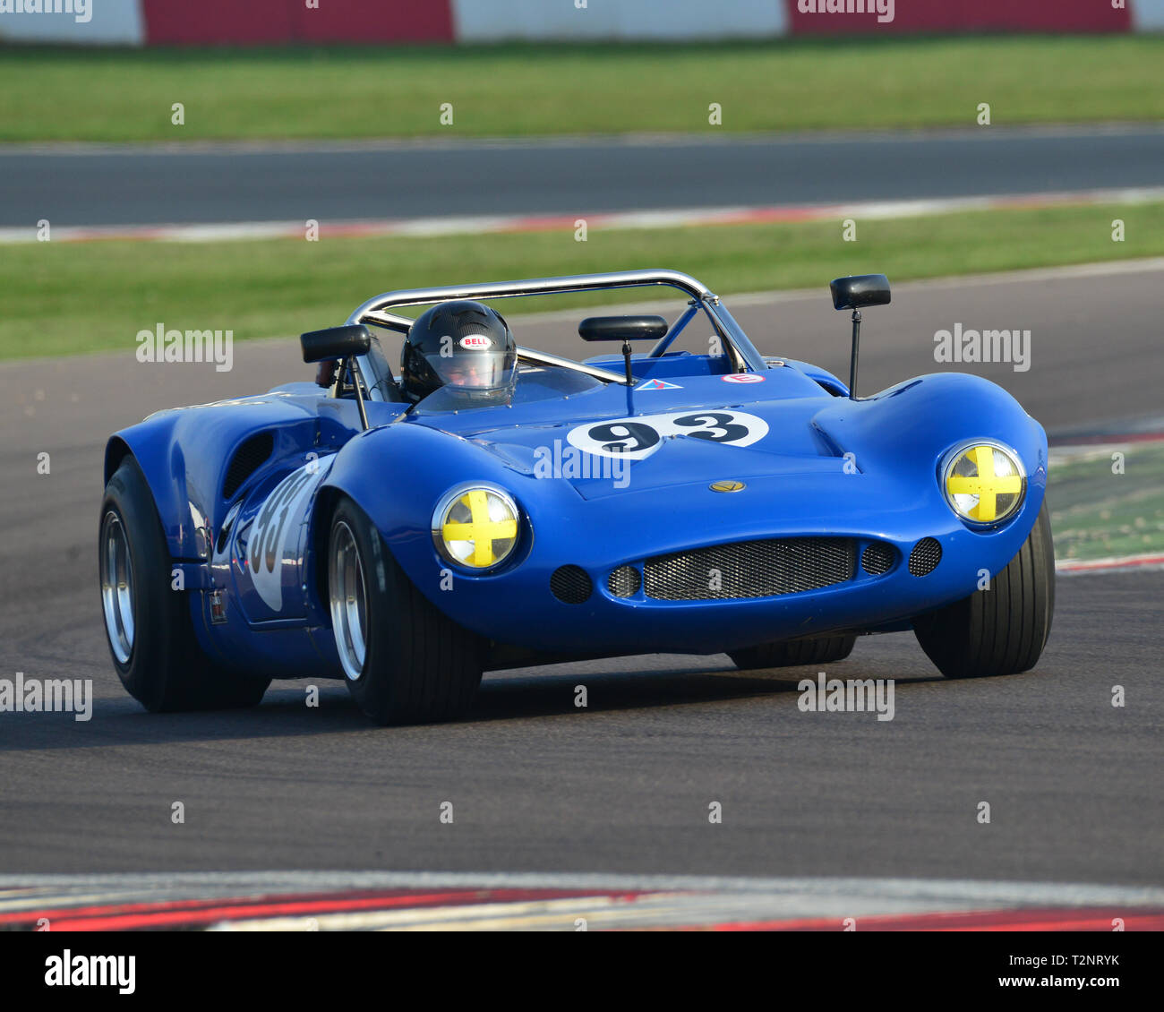 Ginetta g16 hi-res stock photography and images - Alamy