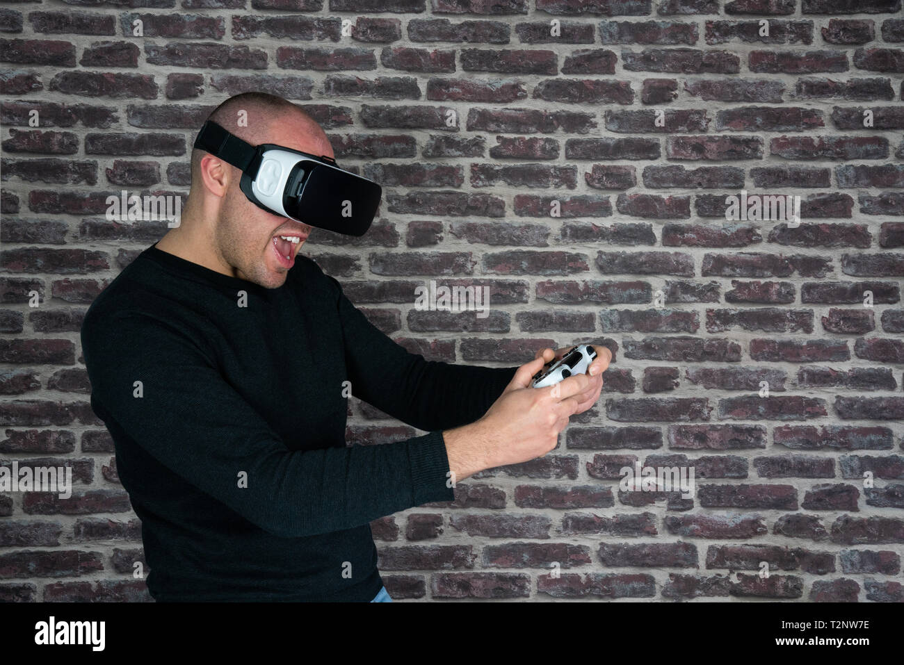 Virtual simulation hi-res stock photography and images - Alamy