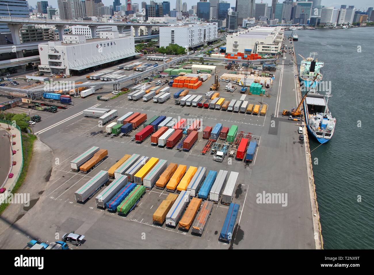 TOKYO, JAPAN - MAY 11, 2012: Containers in Port of Tokyo in Tokyo. Port ...