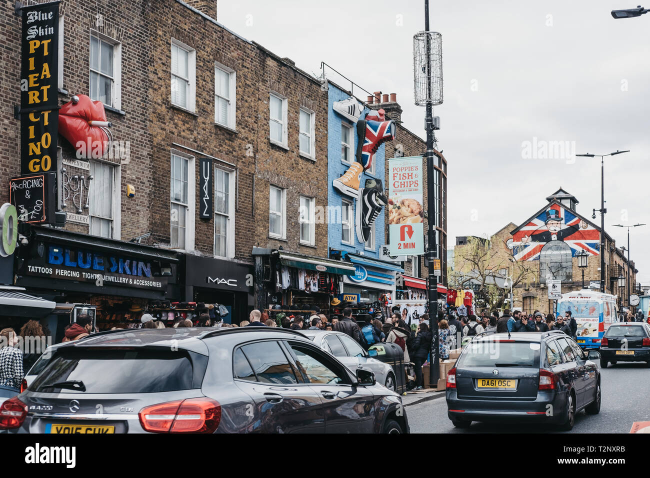 Camden town london nightlife hi-res stock photography and images - Alamy