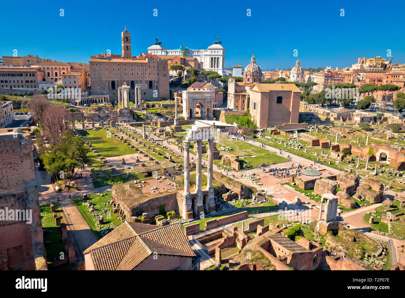 Ruins at the roman forum in rome hi-res stock photography and images ...