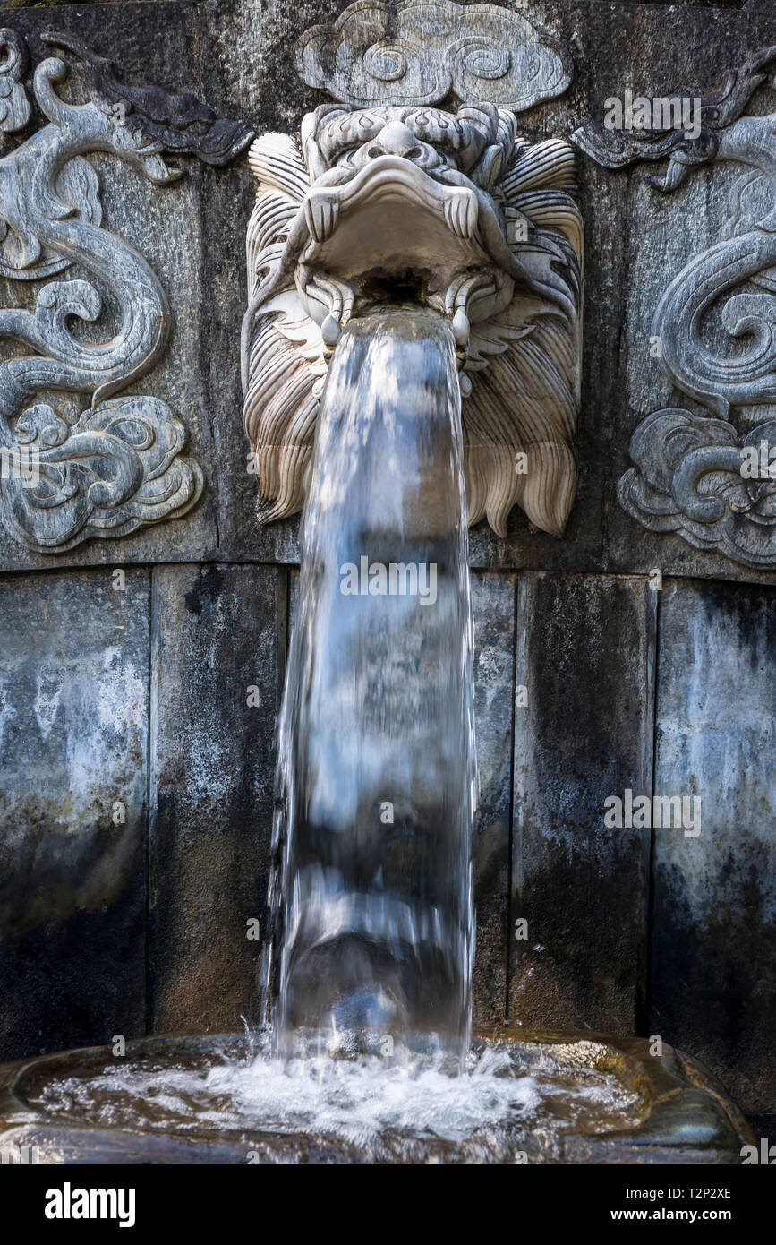 Water fountain, Butterfly Spring Park, Dali Old Town, Yunnan province ...