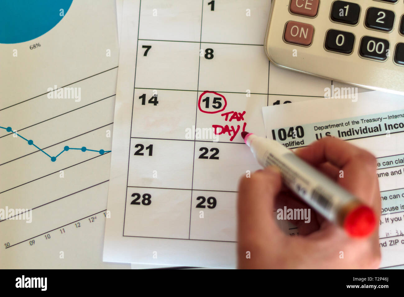 Woman calendar sheet hi-res stock photography and images - Alamy
