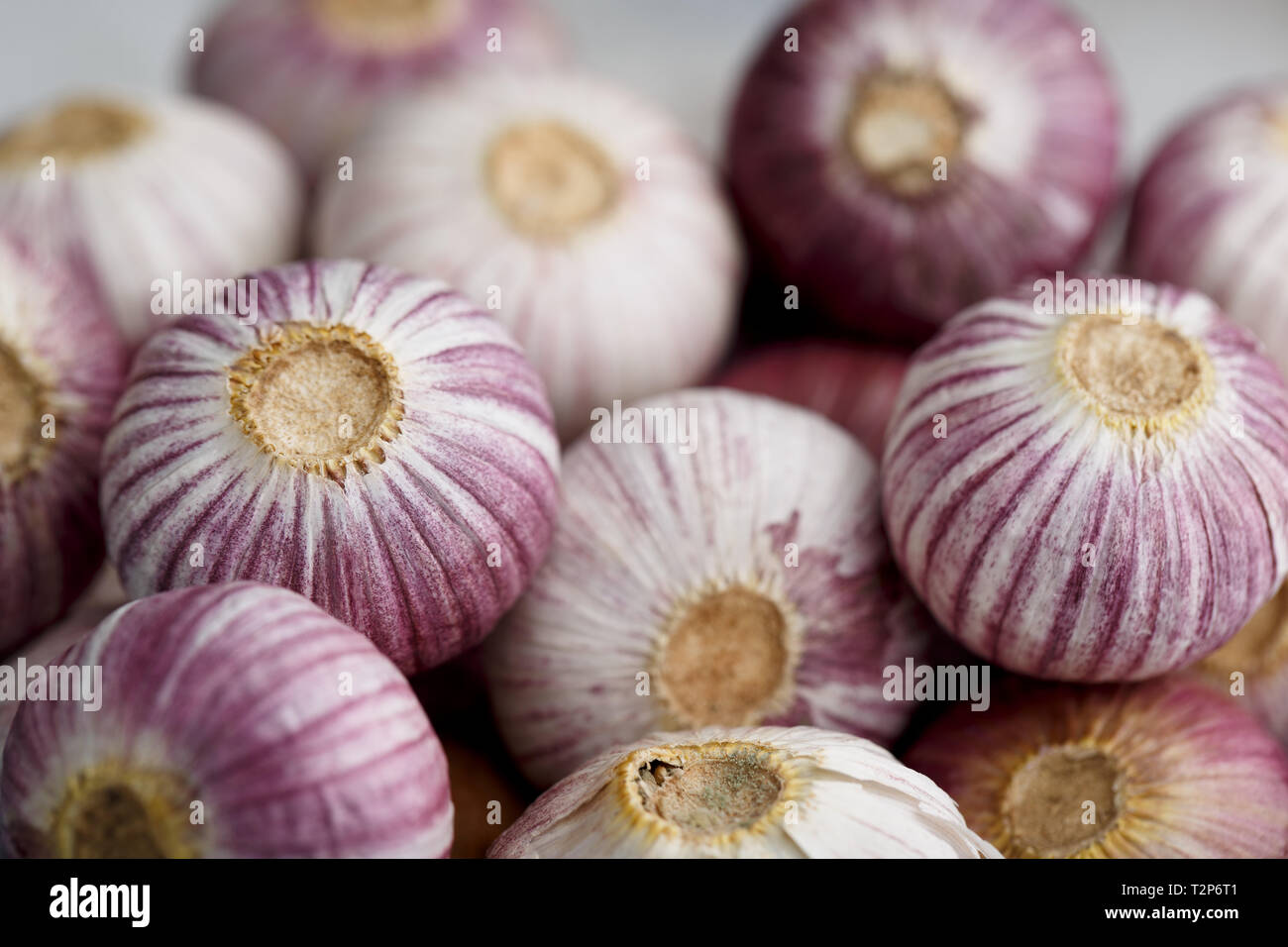 Whole chinese garlic hi-res stock photography and images - Alamy