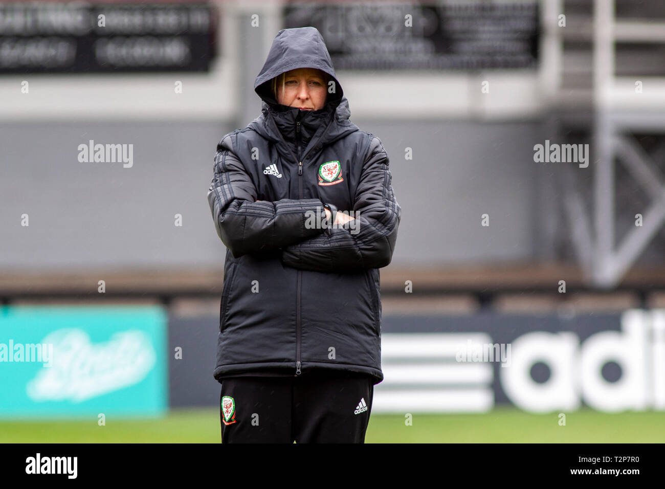 Jayne Ludlow of Wales Women leads training at Rodney Parade ahead of ...