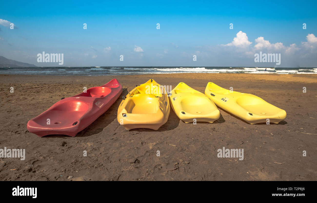 Rescue line hi-res stock photography and images - Alamy