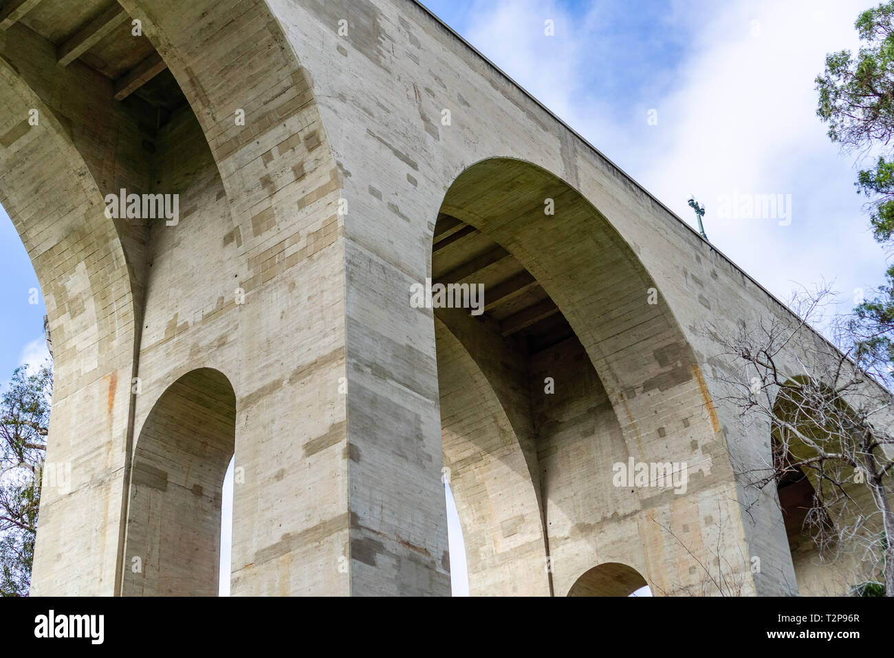 Concrete arches under bridge hi-res stock photography and images - Alamy